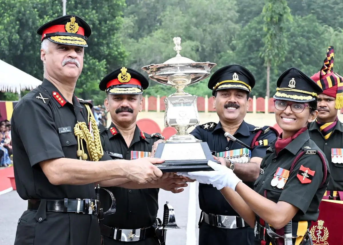 Major Aishwainee VG Honored at AFMS Graduation Parade in Lucknow