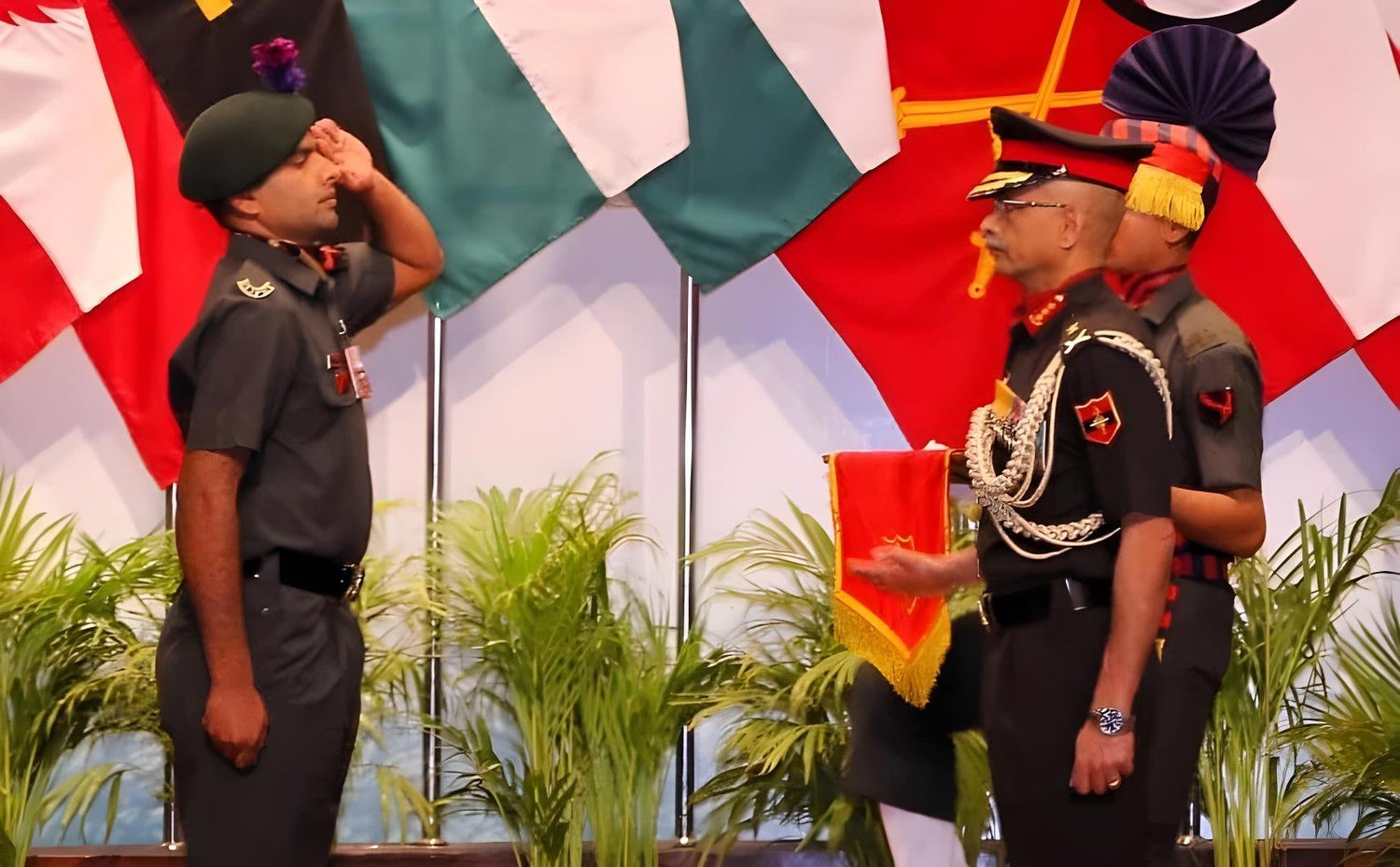 Can Soldiers Salute from Left Hand?