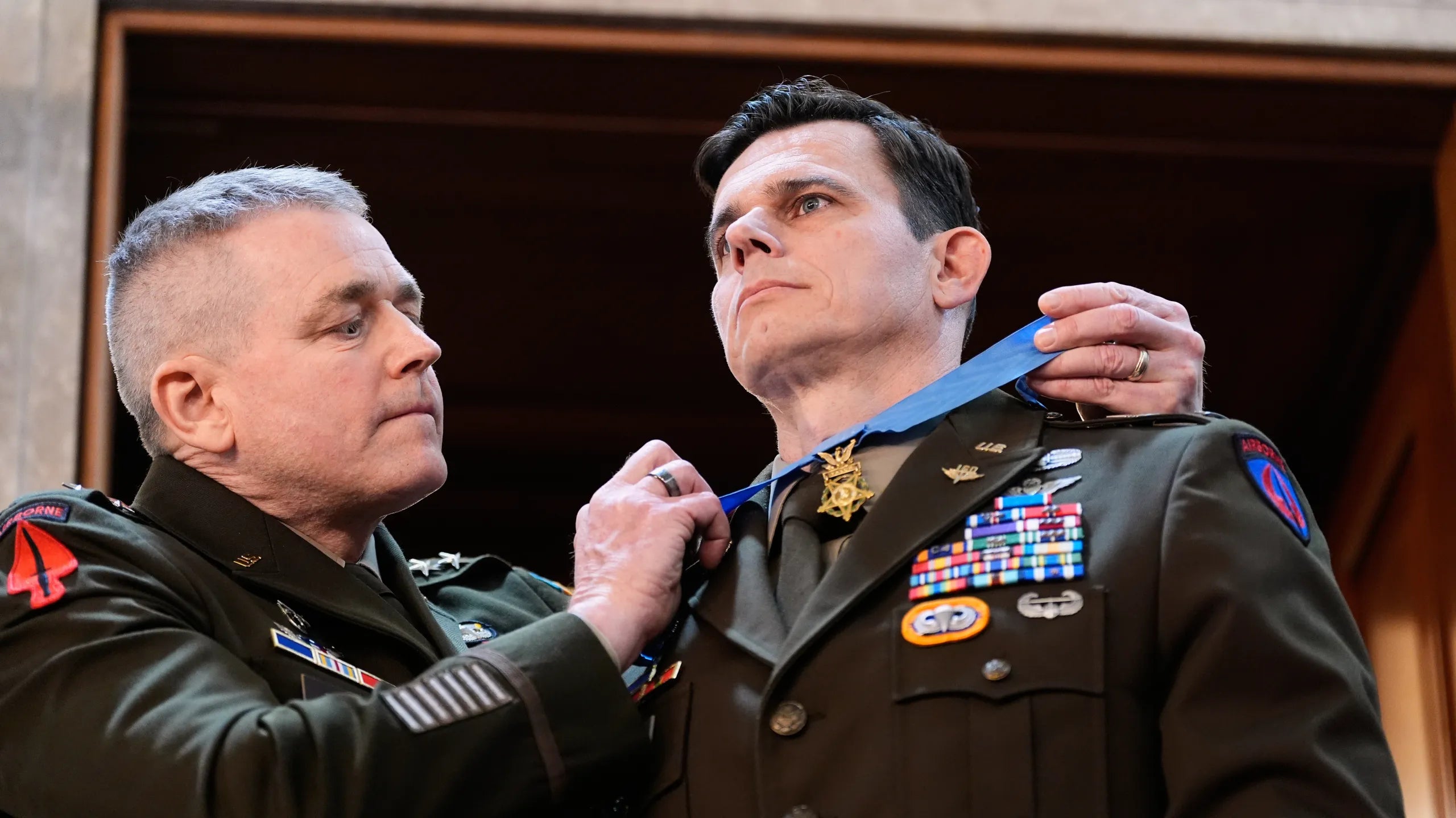 Meet US Army Pilot Eric Slover: Shot in Maduro Raid, Honored With Medal ...